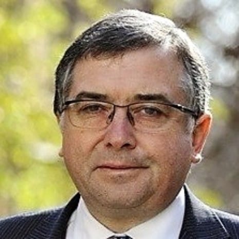 Dr Christopher Staker | Menzies Foundation